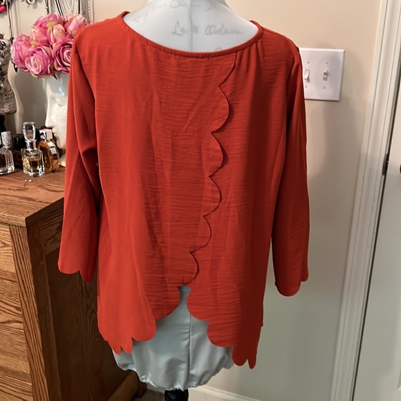 Dress Up | Tops | Great Top Opens In The Back Very Silky And Nicely To ...